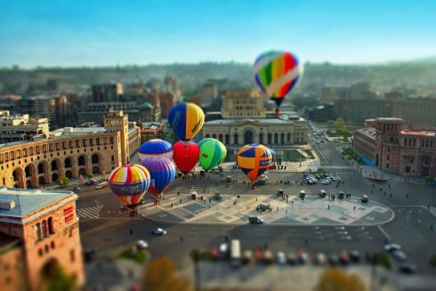 Yerevan celebrates birthday with music and a hot air balloon festival ...